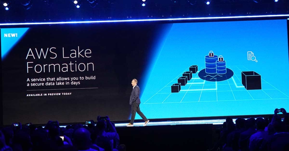 [新サービス] 安全なデータレイクを簡単に設定できる！AWS Lake Formation が発表されました！ #reinvent ...