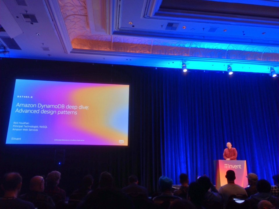 [レポート] DynamoDB deep dive: Advanced design patterns DAT403-R #reinvent | DevelopersIO