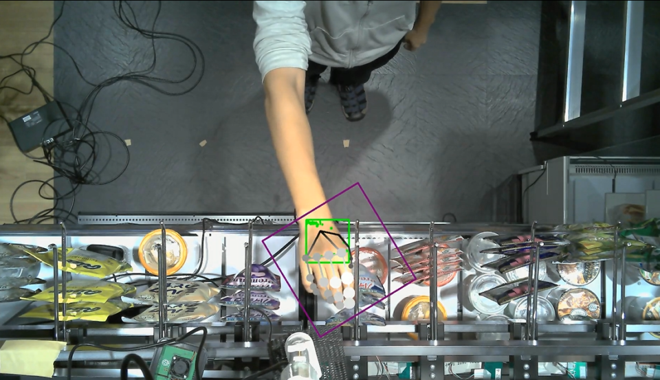 【MediaPipe】Multi Hand Trackingで誰が商品を取ったか判別できる条件を確認する | DevelopersIO