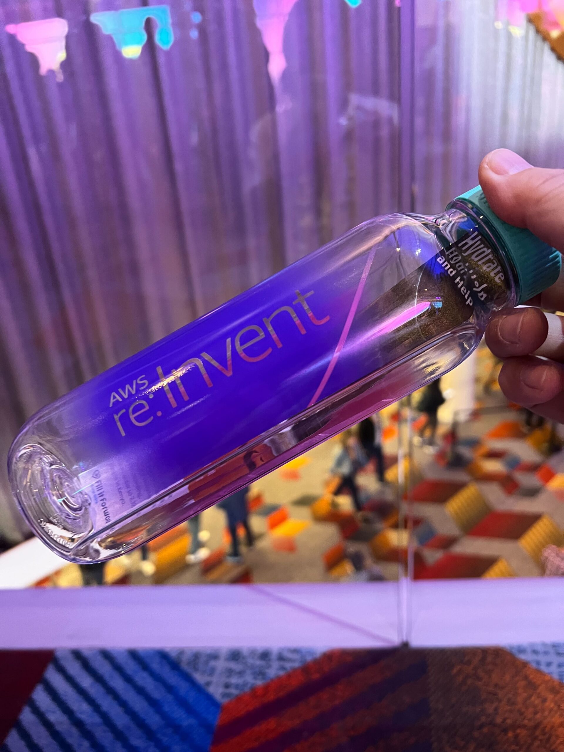 AWS re:Invent 2022の会場で #GivingTuesday に参加しよう #reinvent | DevelopersIO