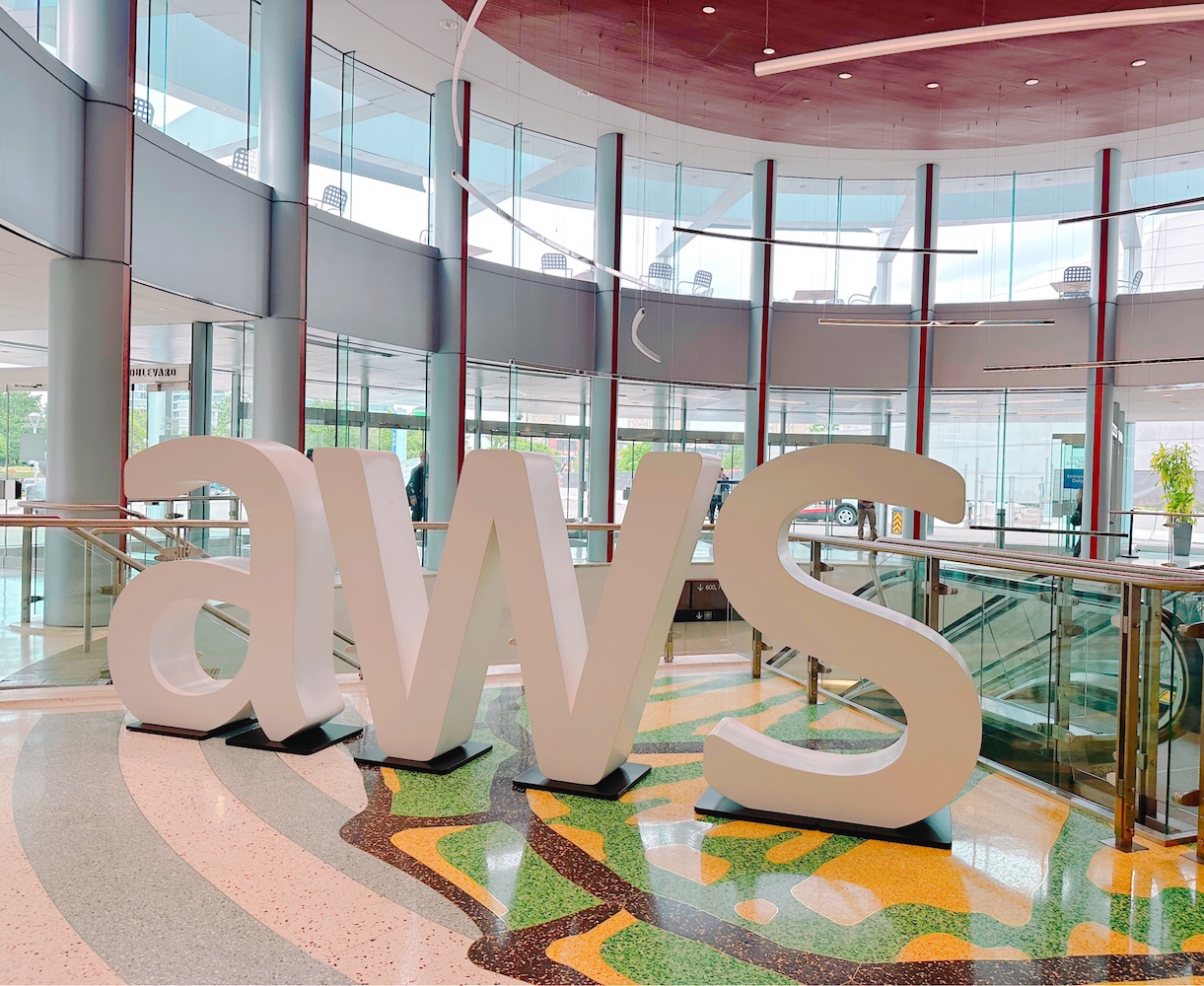 AWS Summit Toronto 2023 に参加してきました。 | DevelopersIO