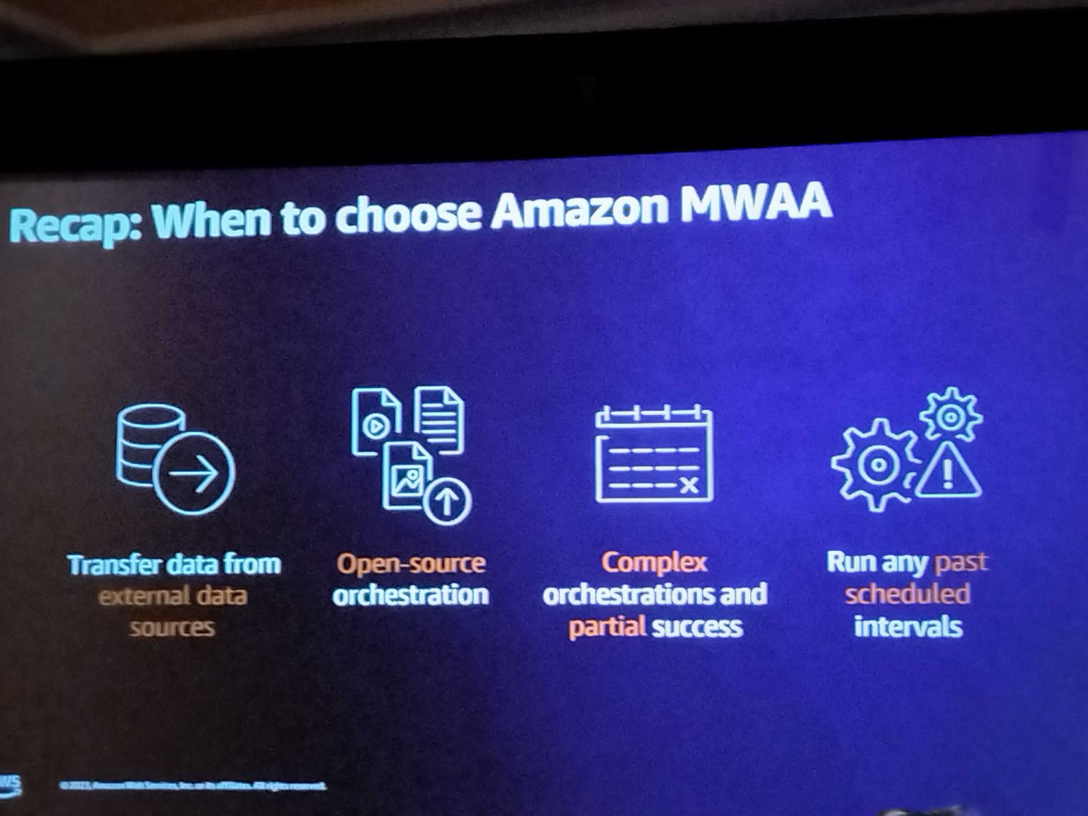 [レポート] Amazon MWAA と AWS Step Functions を比べてみた #AWSreInvent #API307 ...