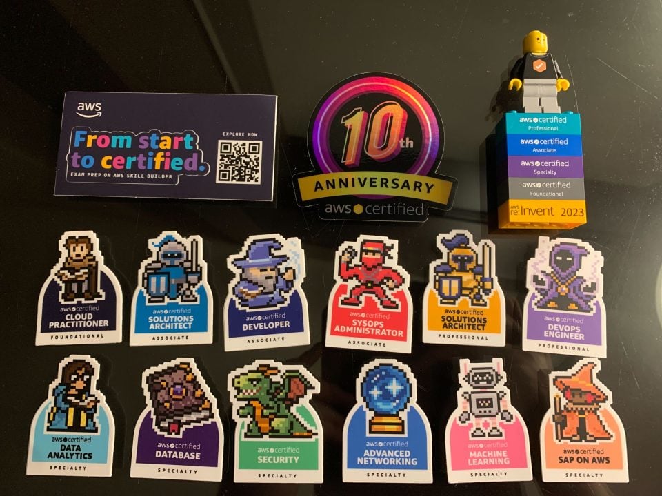 [Verify your AWS Certification] AWS認定ラウンジでステッカーをもらってみた #AWSreInvent ...
