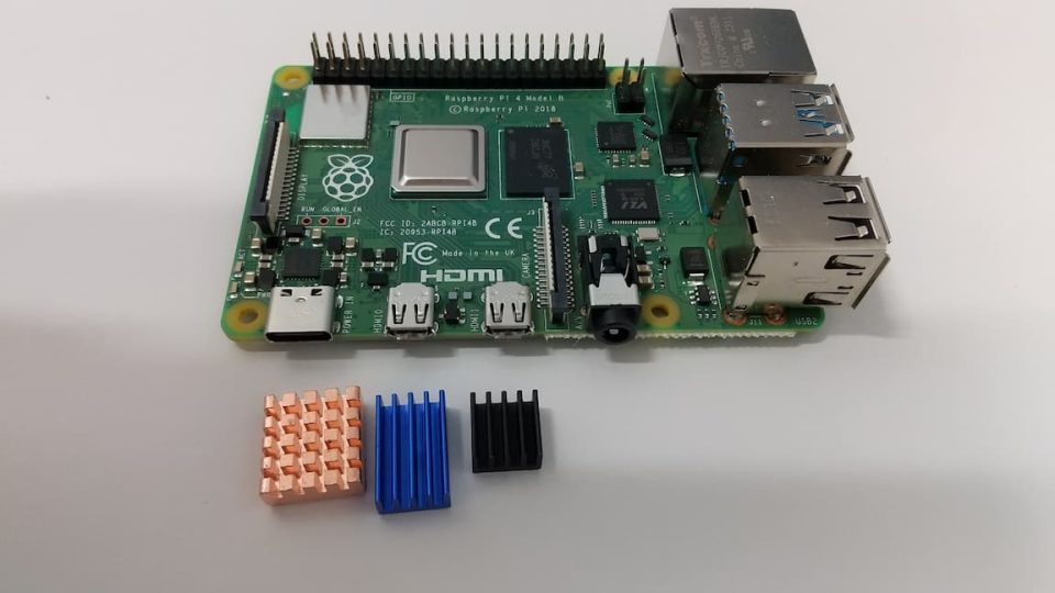 Raspberry Pi 4を組み立ててみた | DevelopersIO